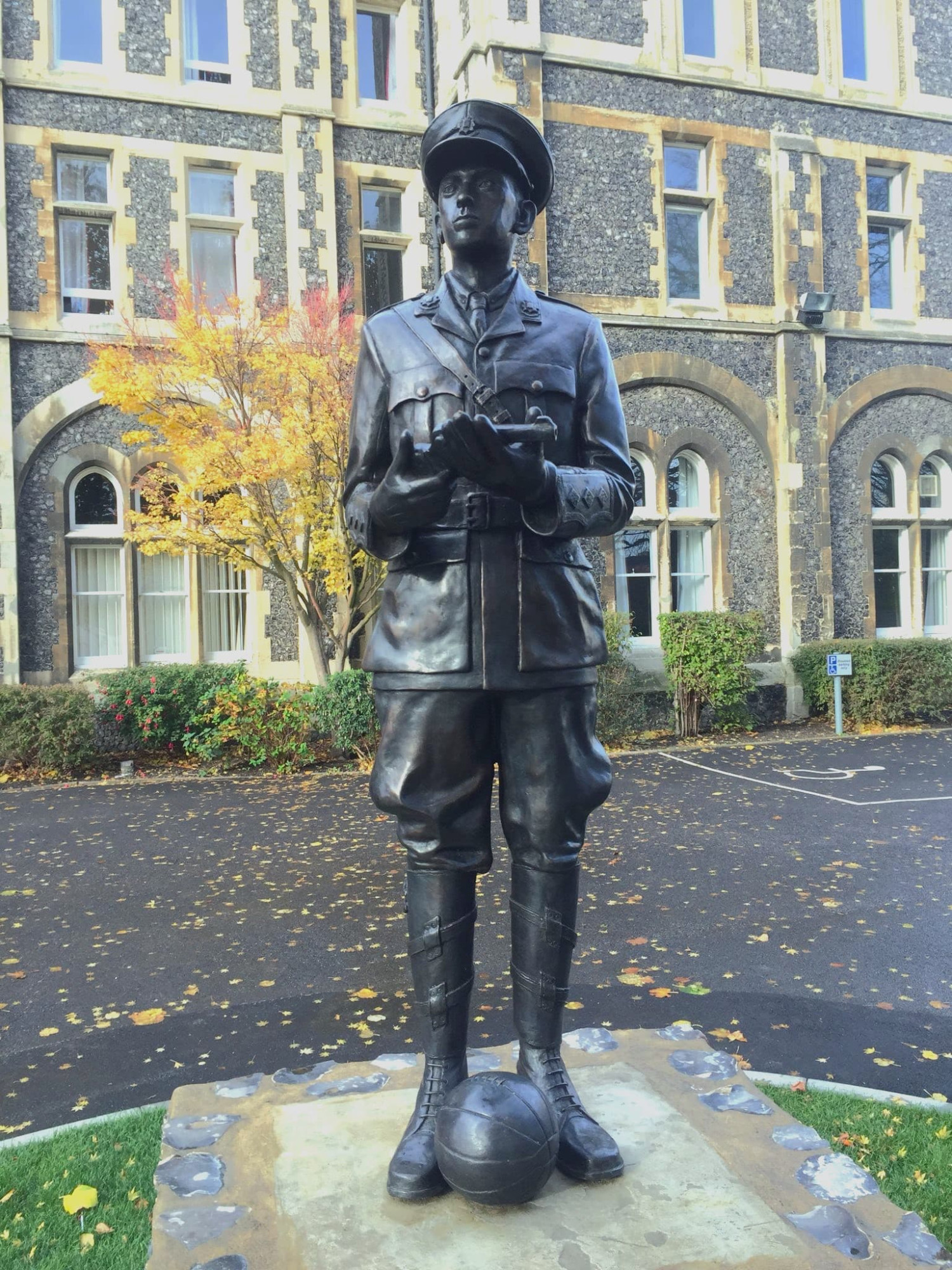 Wilfred Billie Nevill, WW1 Centenary commission, bronze sculpture ...